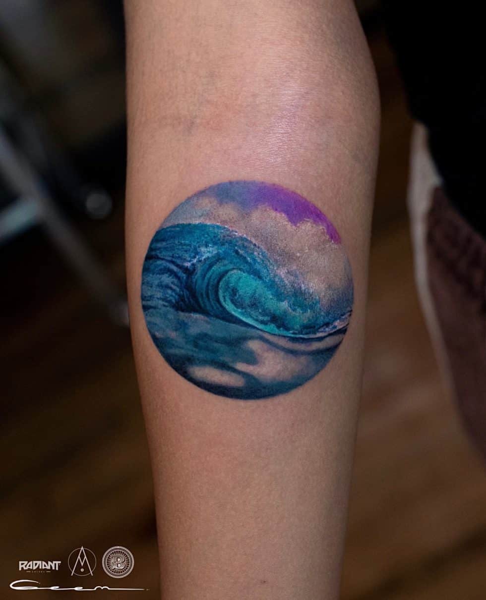 30 Wonderful Wave Tattoo Ideas for Men & Women in 2022