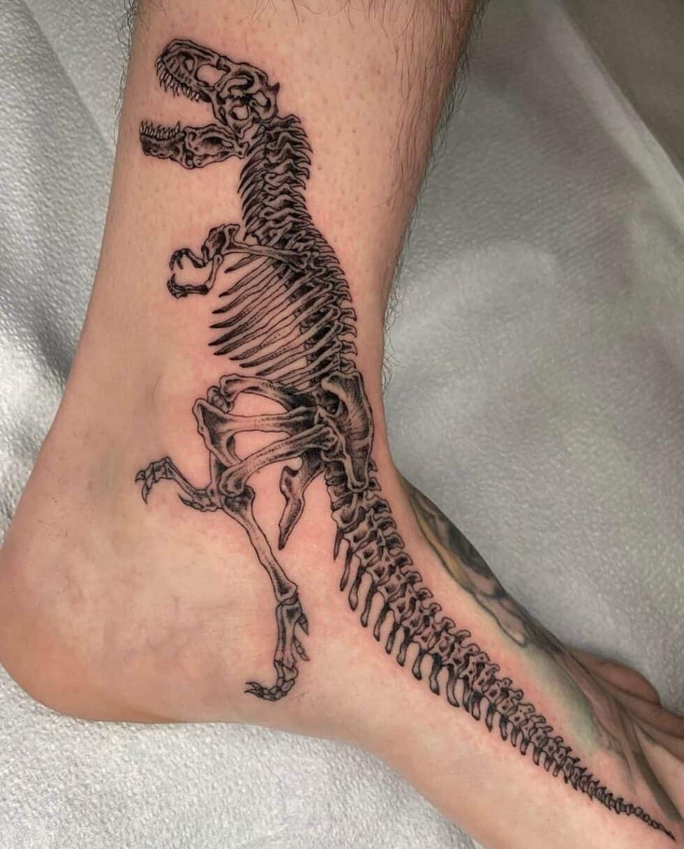 34 Unbelievable Dinosaur Tattoo Ideas for Men & Women in 2023