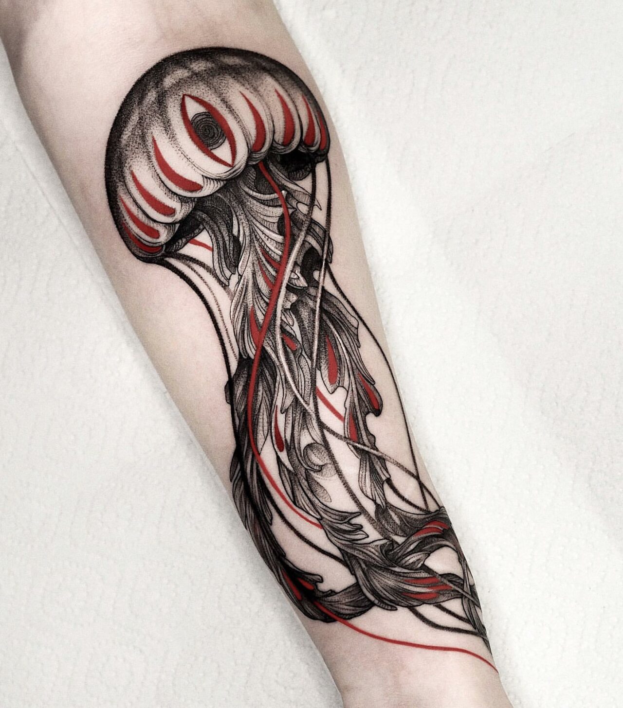 25 Awesome Jellyfish Tattoo Ideas for Men & Women in 2023