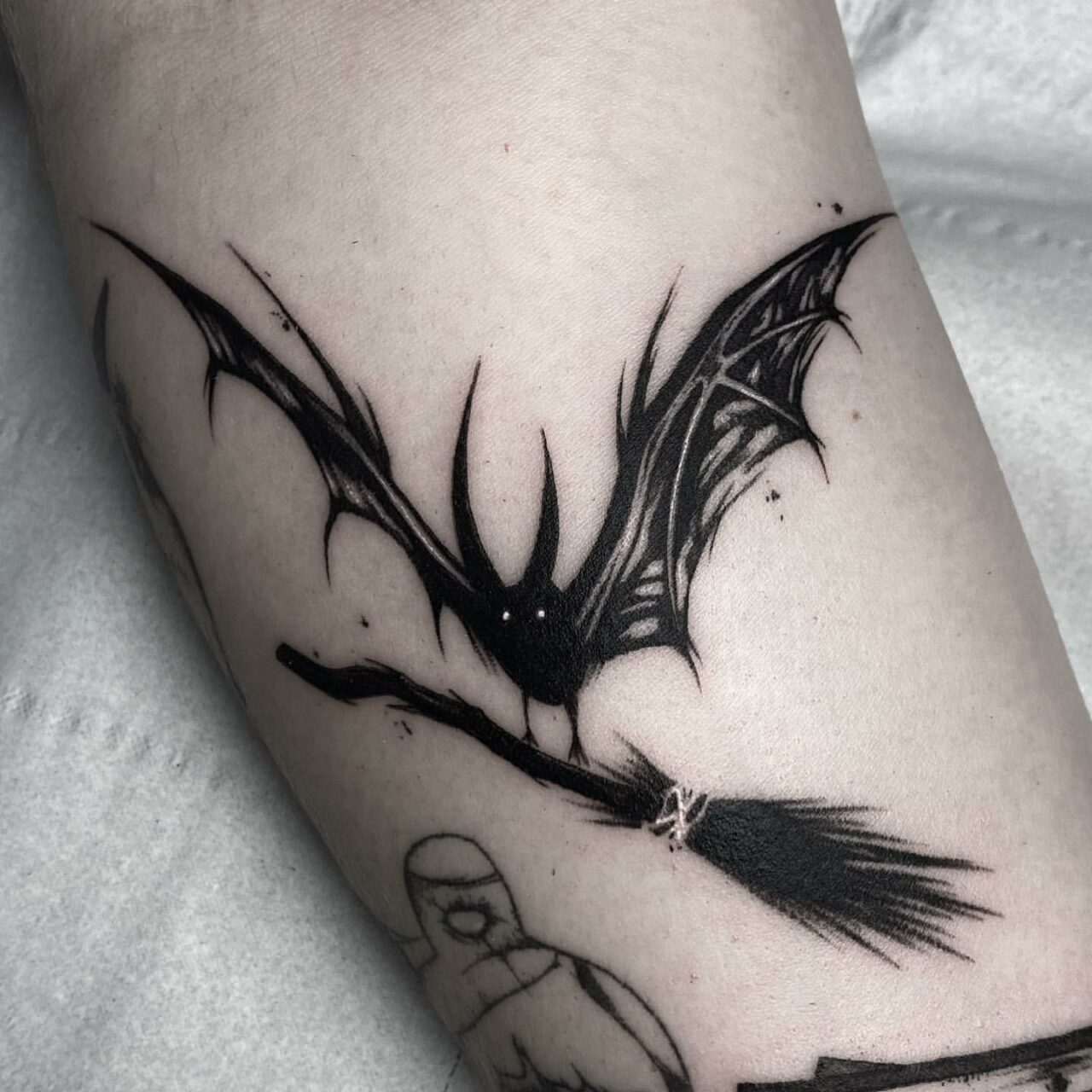 33 Bold Bat Tattoo Ideas for Men & Women in 2024