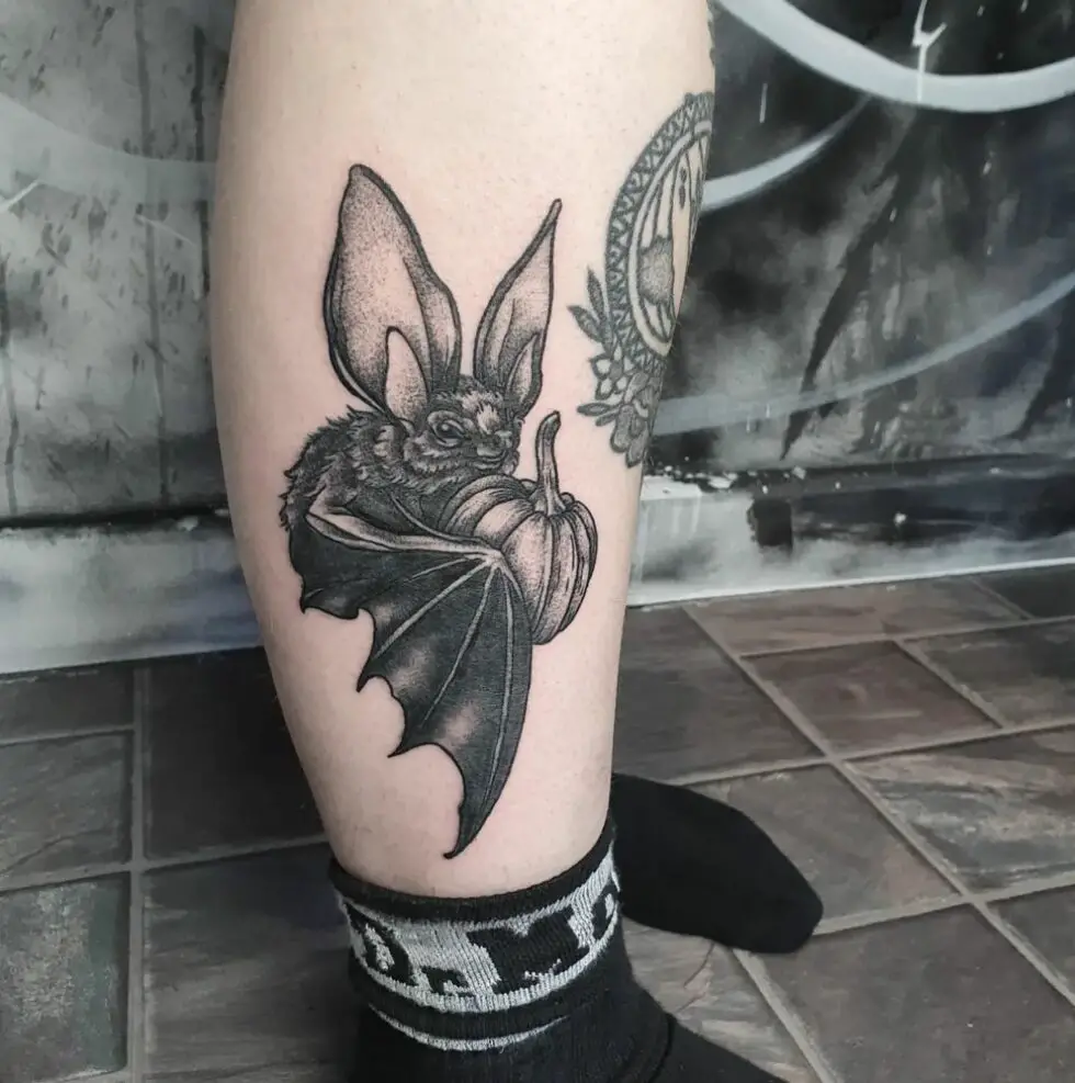 33 Bold Bat Tattoo Ideas for Men & Women in 2024