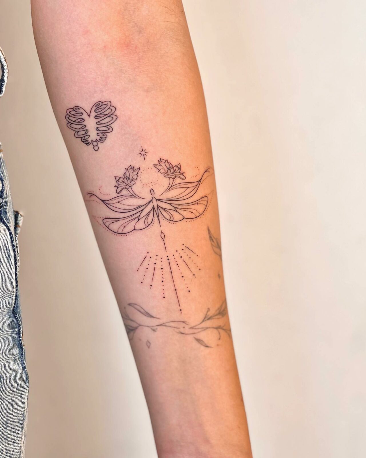 24 Exquisite Dragonfly Tattoo Ideas For Men & Women in 2024