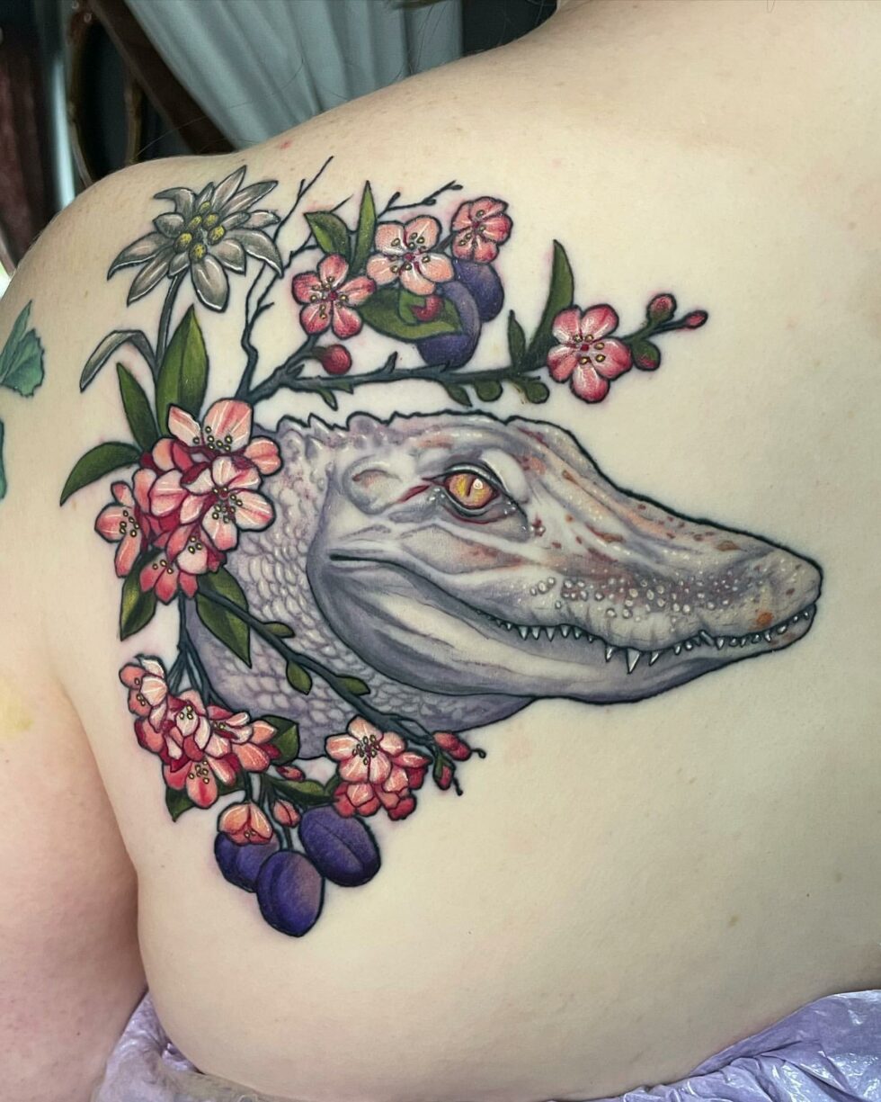 28 Awesome Alligator Tattoo Ideas for Men & Women in 2024
