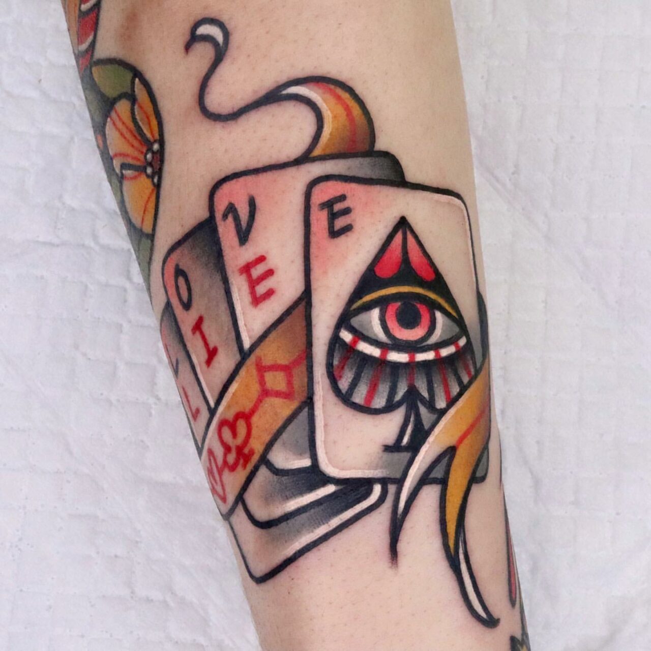 37 Striking American Traditional Tattoo Ideas to Inspire You