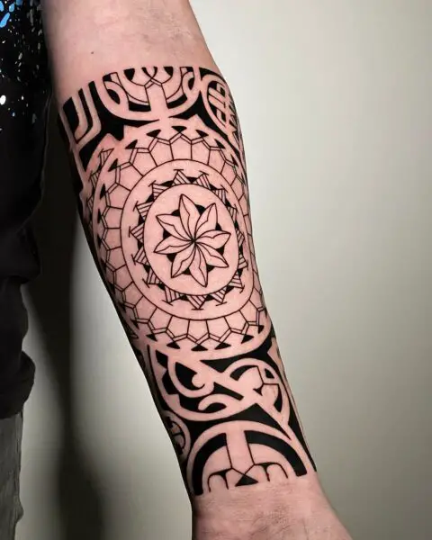 28 Impressive Tribal Tattoo Ideas for Men & Women to Inspire You in 2023