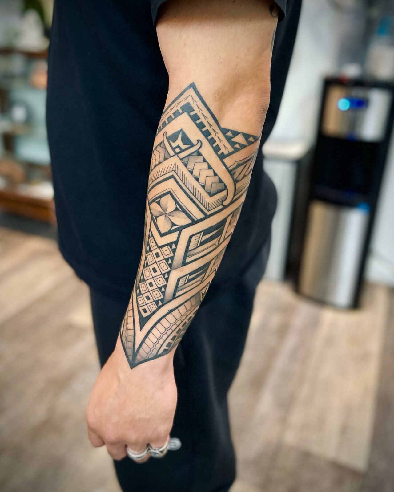 28 Impressive Tribal Tattoo Ideas for Men & Women to Inspire You in 2024