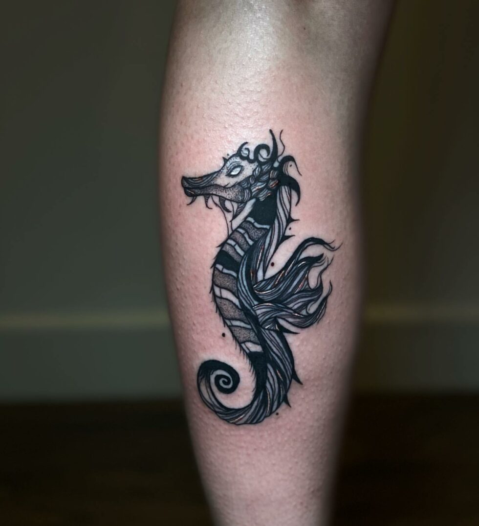 30 Vibrant and Captivating Seahorse Tattoo Ideas for Men & Women in 2024