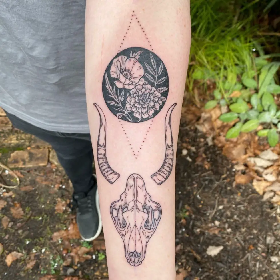 20 Lovely Negative Space Tattoo Ideas for Men & Women in 2023