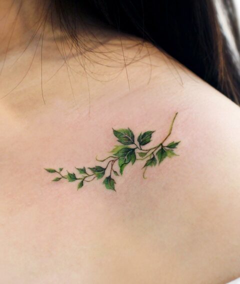 30+ Delicate Leaf Tattoo Ideas to Inspire You in 2024