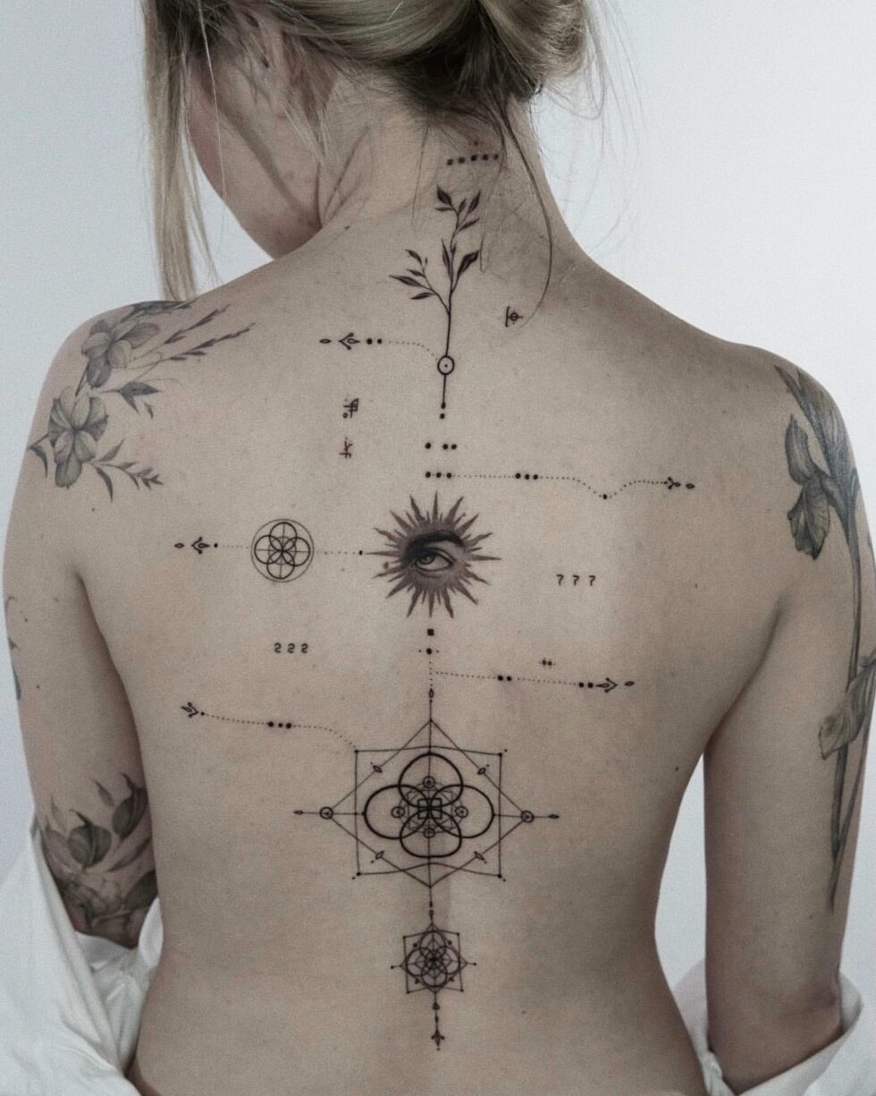29 Outstanding Sacred Geometry Tattoo Ideas for Women & Men in 2024