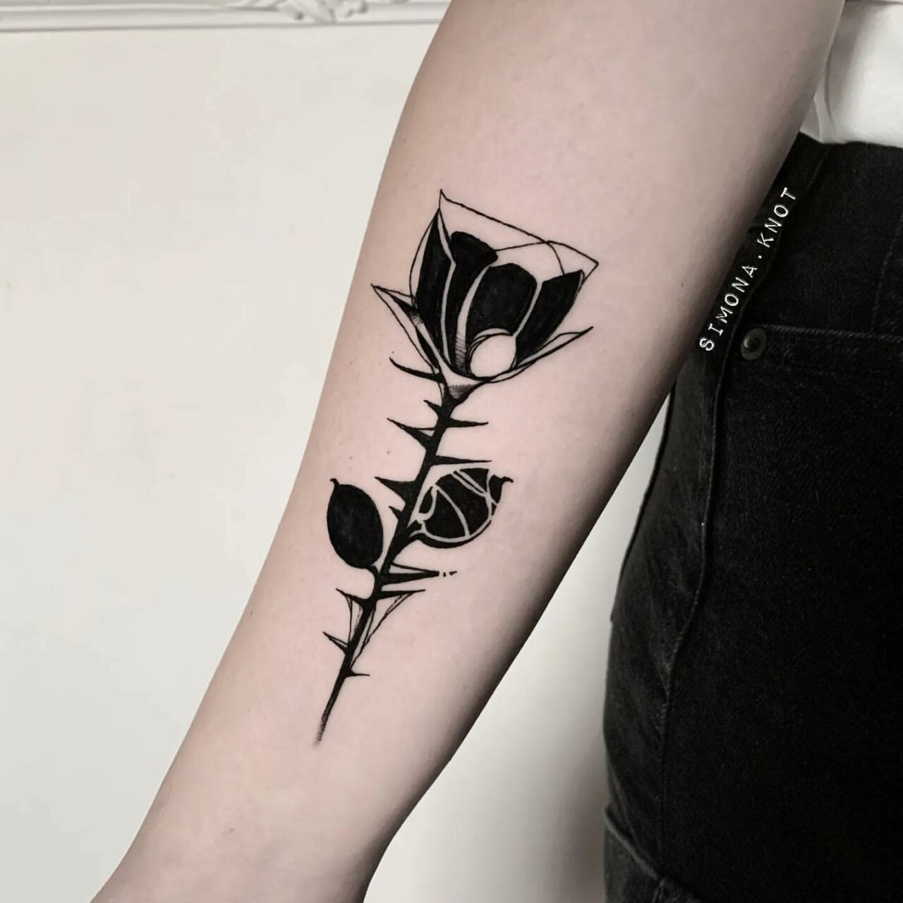 30 Alluring Black Rose Tattoo Ideas for Men & Women to Inspire You in 2023