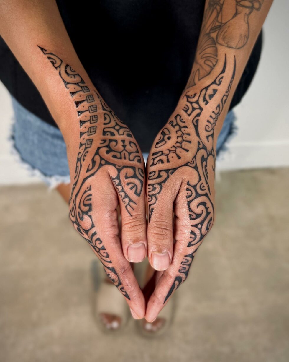 25 Incredible Polynesian Tattoo Ideas for Men & Women in 2024