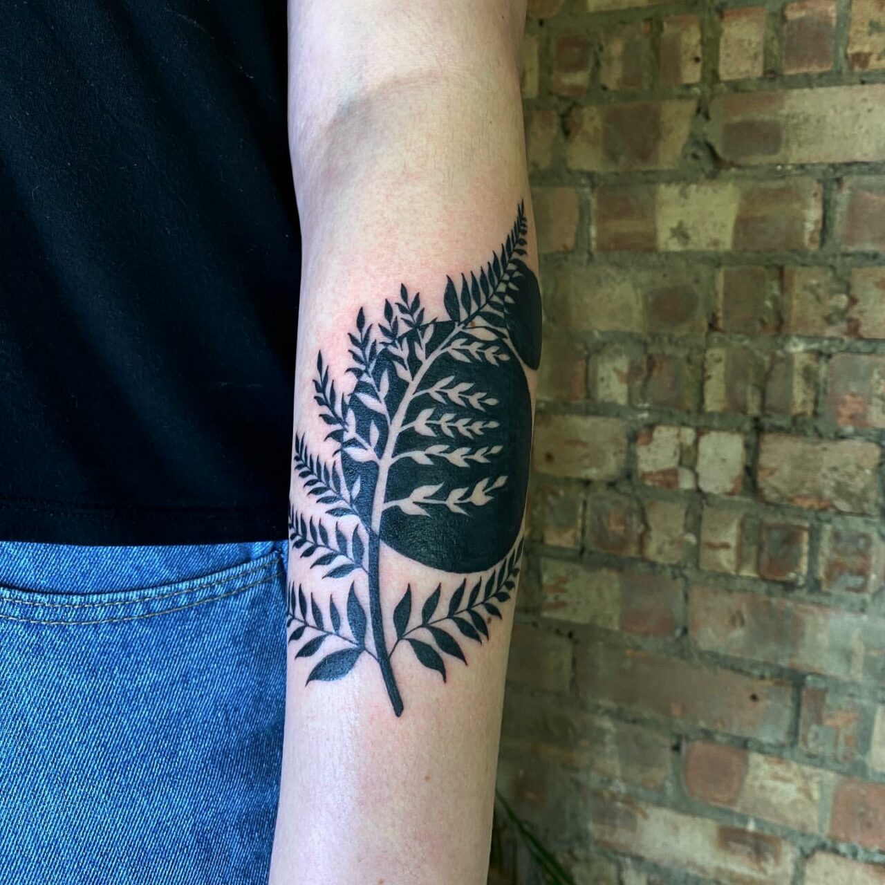 20 Lovely Negative Space Tattoo Ideas for Men & Women in 2023