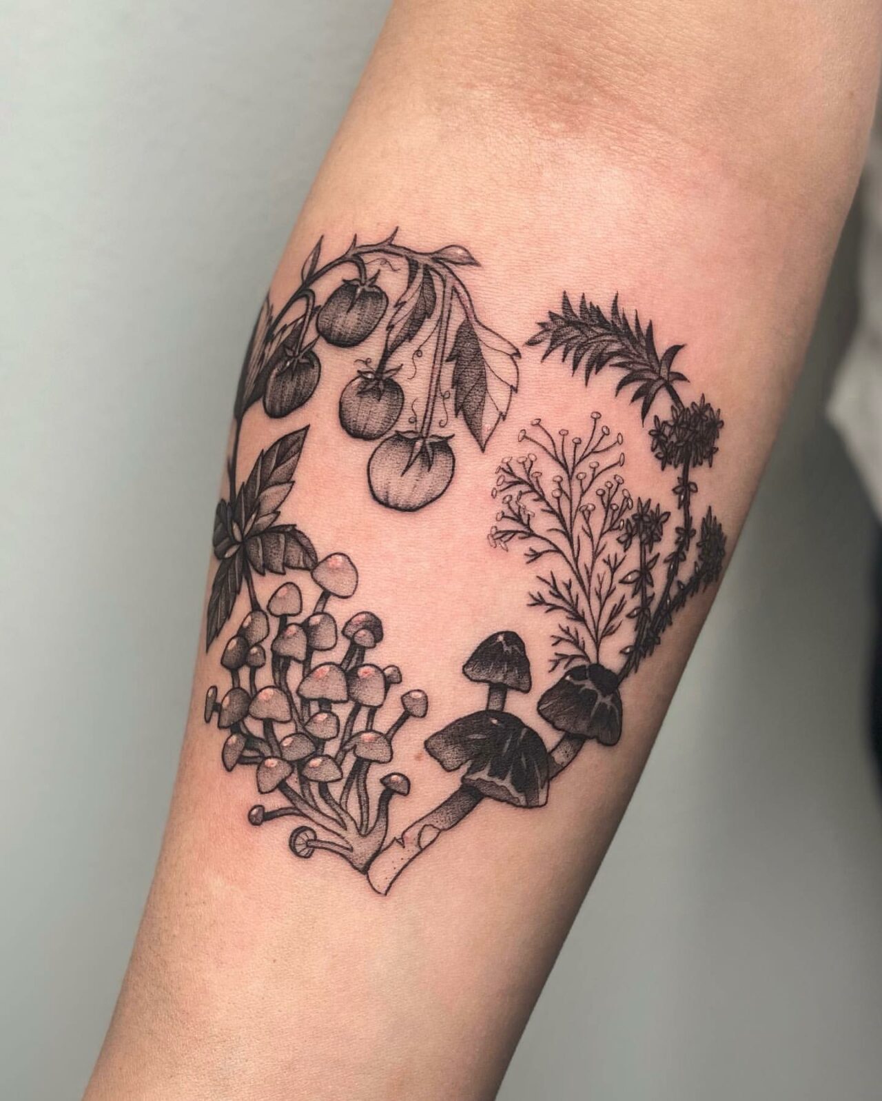 27 Awesome Mushroom Tattoo Ideas for Men & Women in 2024