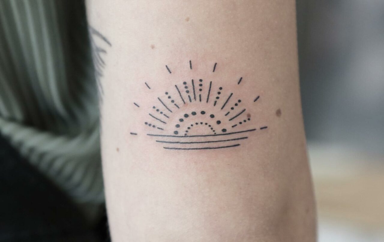 30 Cute Micro Tattoo Ideas for Men & Women to Inspire You in 2024