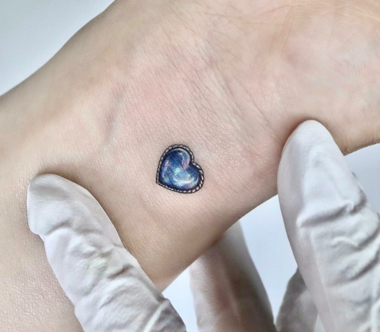 30 Cute Micro Tattoo Ideas for Men & Women to Inspire You in 2024