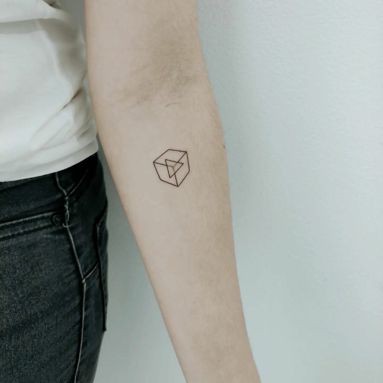 30 Cute Micro Tattoo Ideas for Men & Women to Inspire You in 2024