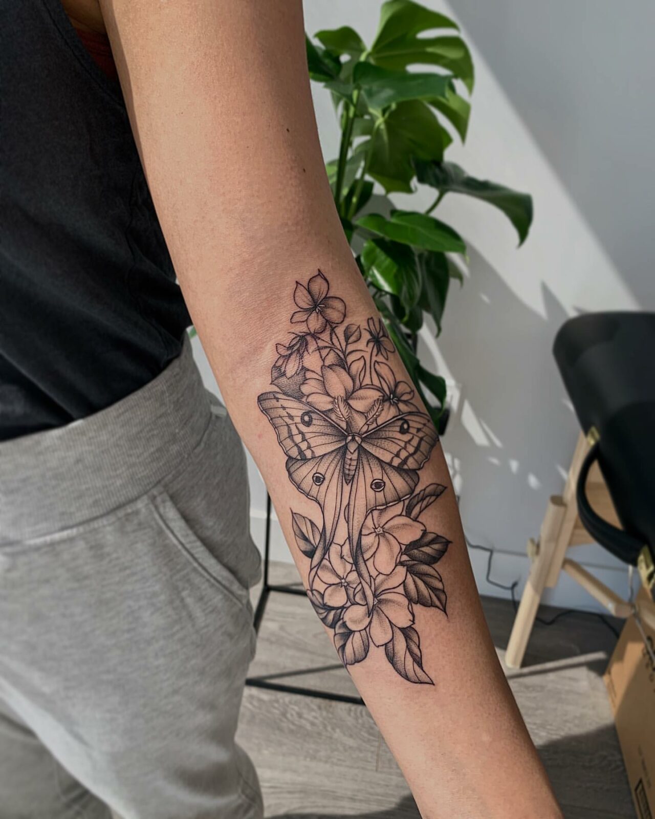 28 Gorgeous Jasmine Tattoo Ideas to Inspire You in 2024
