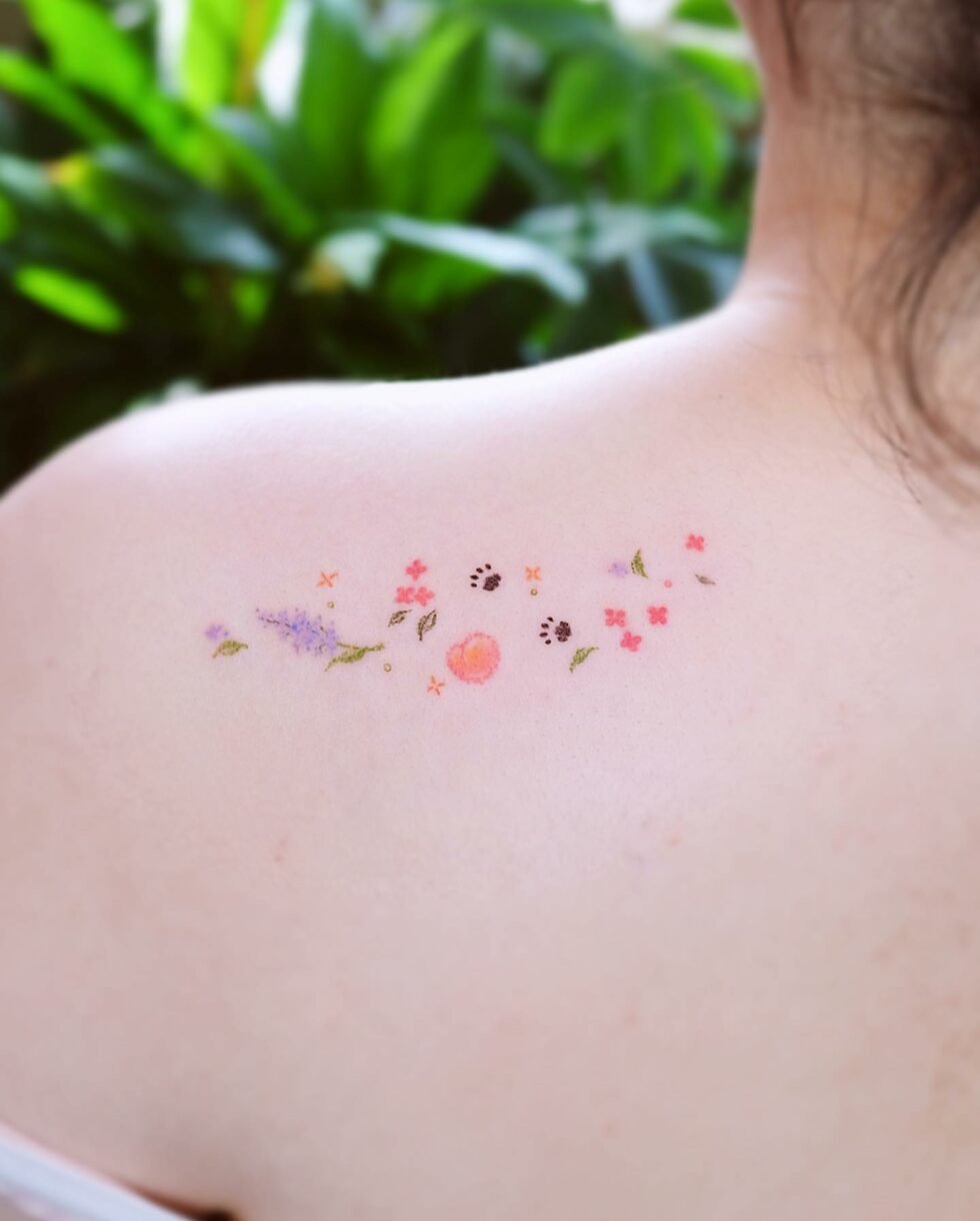 31 Beautiful and Charming Small Flower Tattoo Ideas to Inspire You in 2023