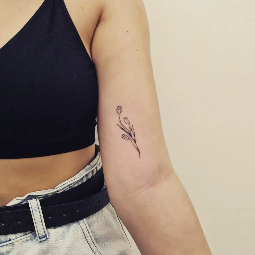 31 Beautiful and Charming Small Flower Tattoo Ideas to Inspire You in 2023