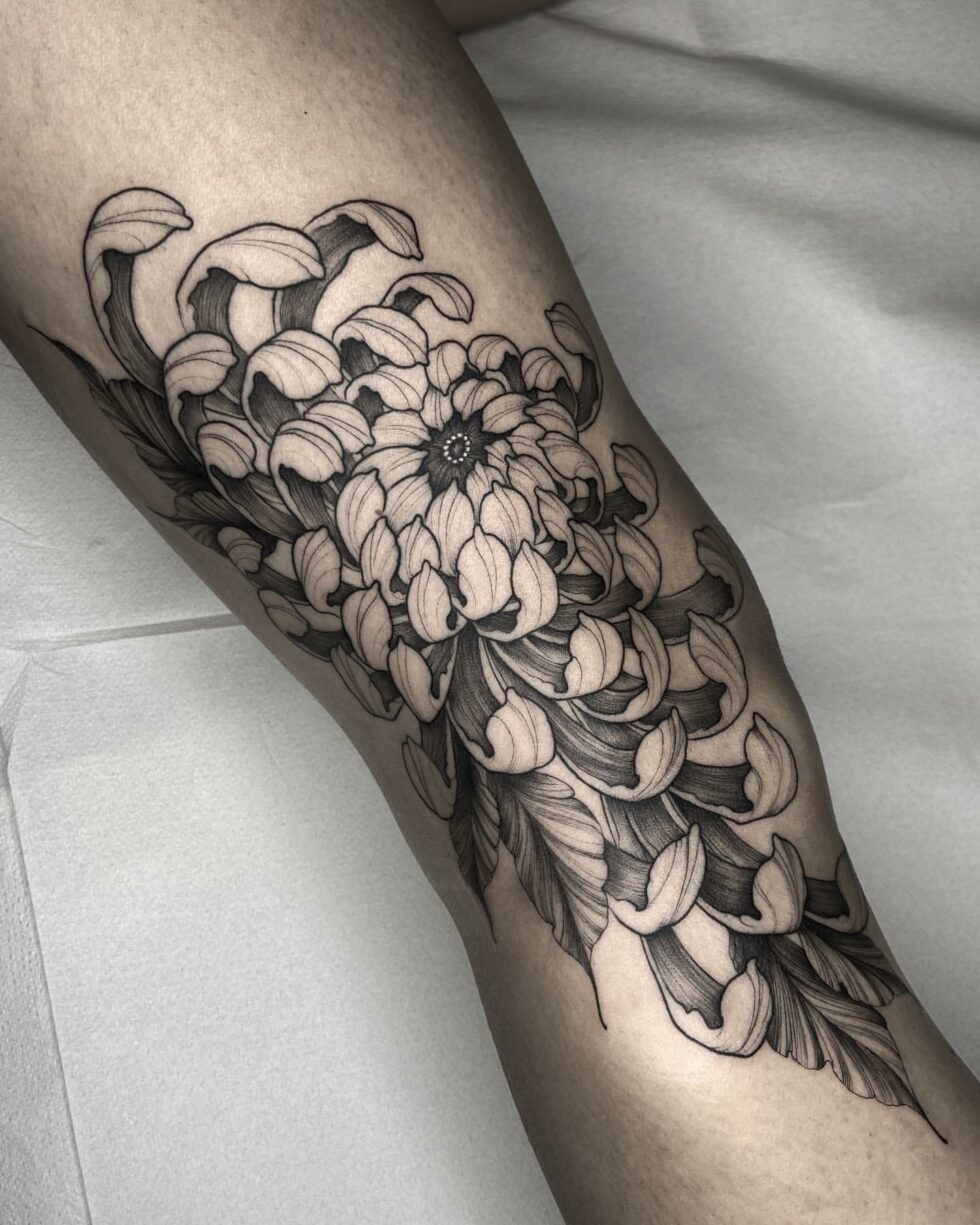 36 Alluring Chrysanthemum Tattoo Ideas to Inspire You in 2024