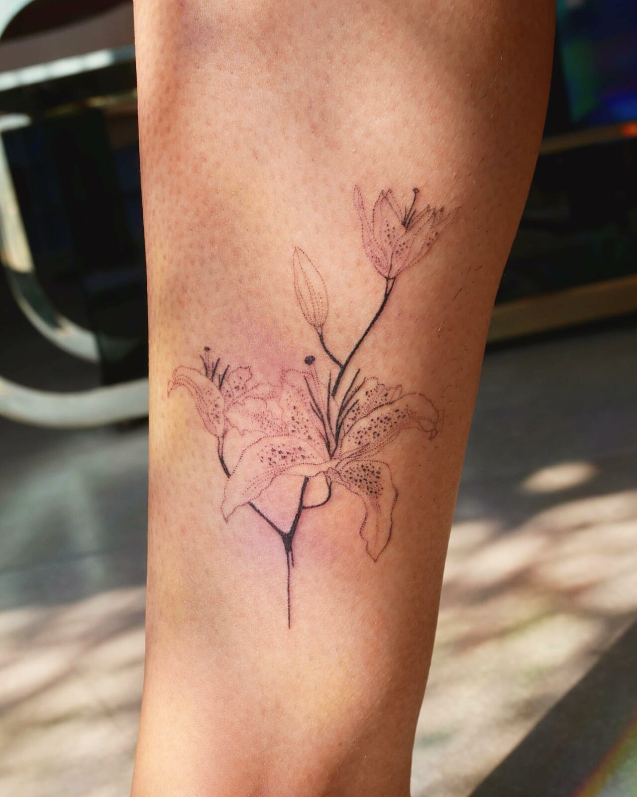 38 Beautiful Lily Tattoo Ideas to Inspire You in 2024