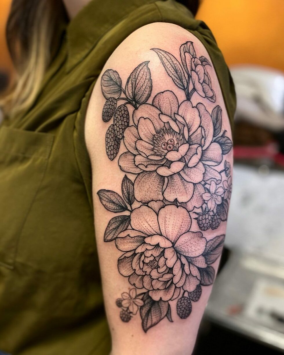 26 Unbelievably Beautiful Peony Tattoo Ideas in 2024