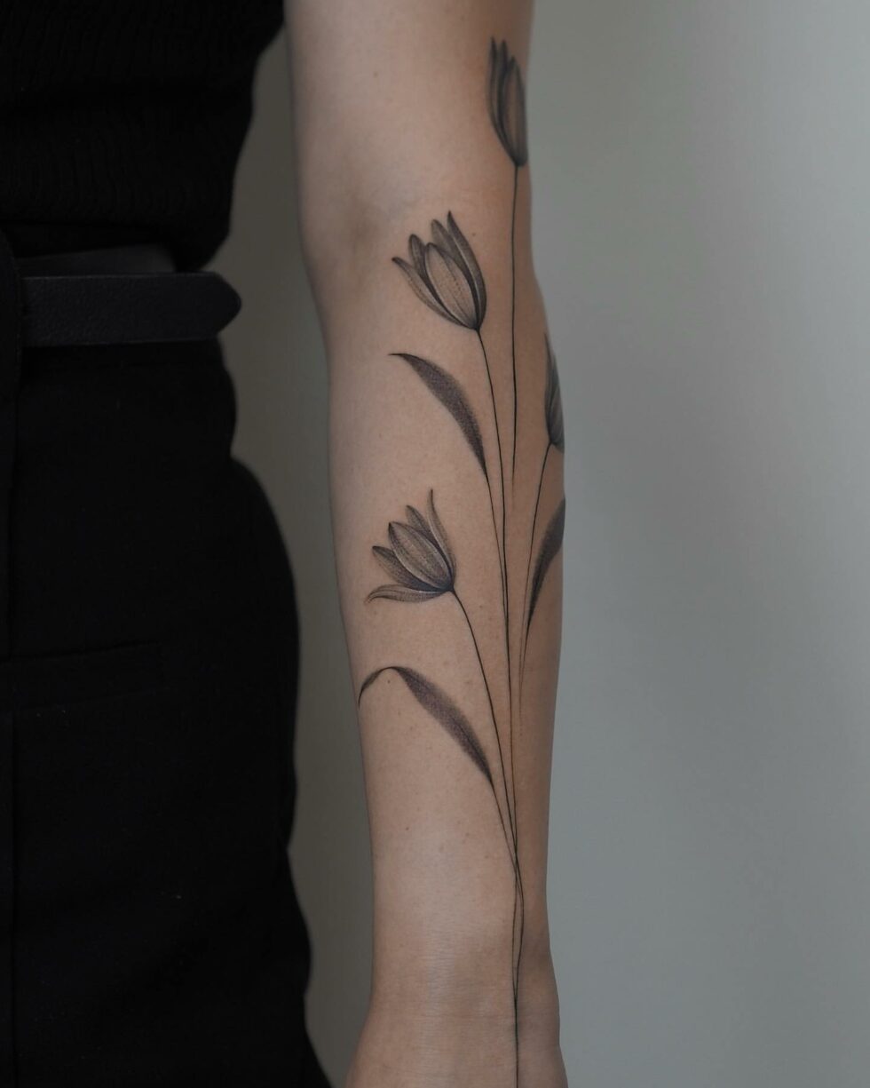 31 Refreshing Tulip Tattoo Ideas To Inspire You in 2024
