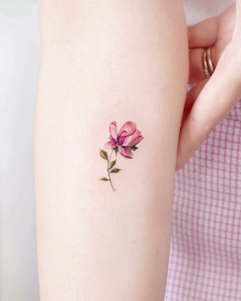 38 Lovely Magnolia Tattoo Ideas to Inspire You in 2023