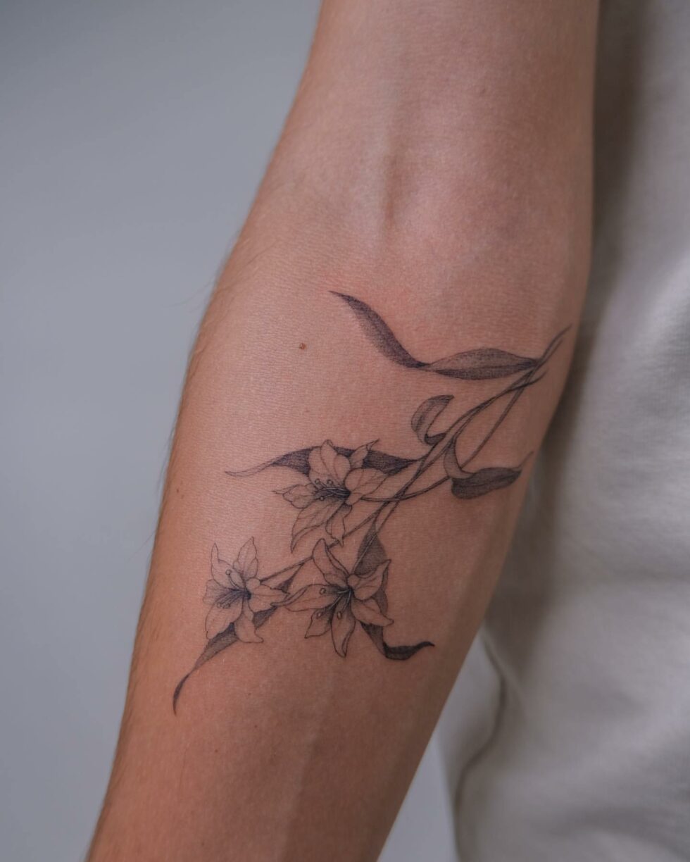 28 Gorgeous Jasmine Tattoo Ideas to Inspire You in 2024