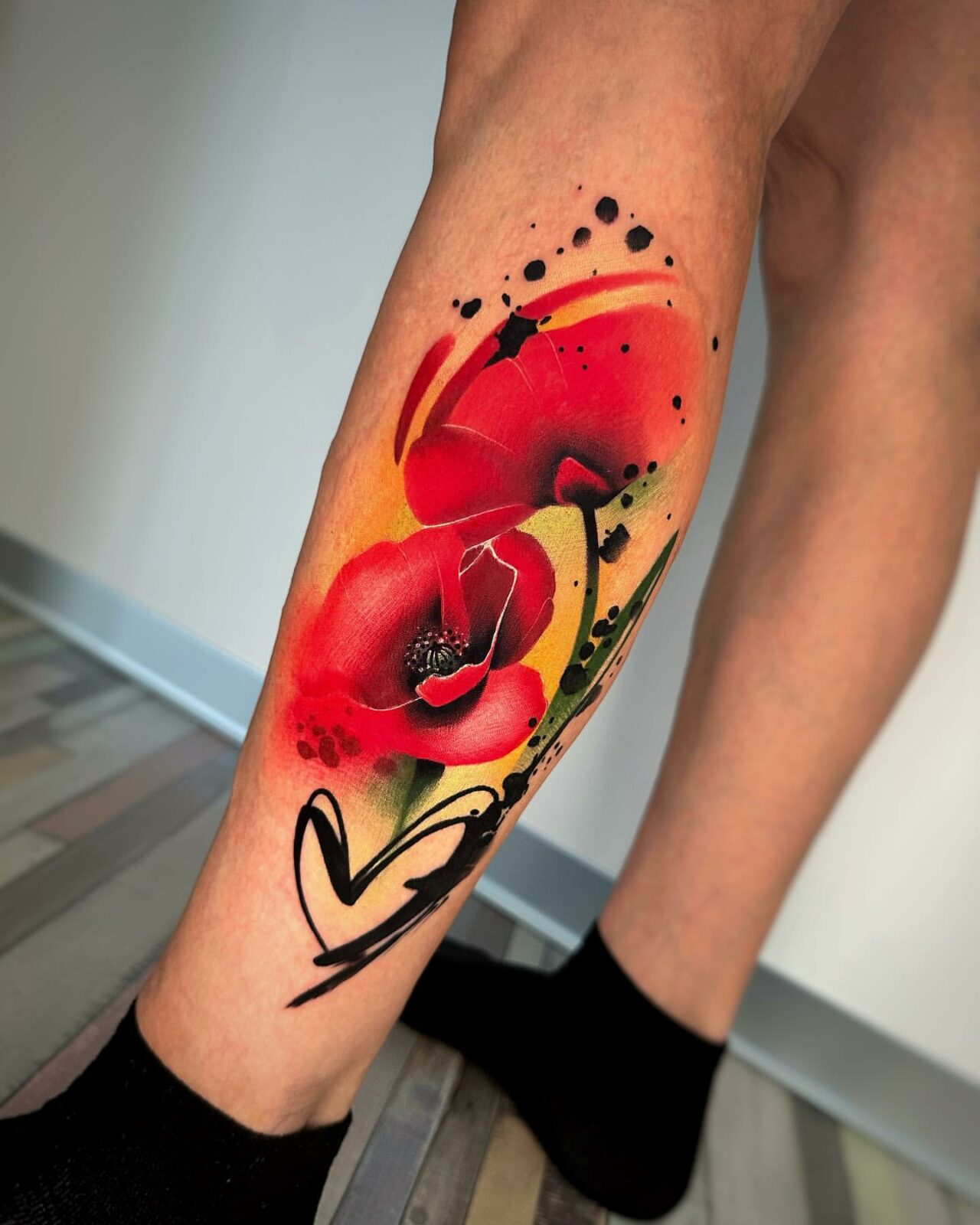 33 Lovely Poppy Tattoo Ideas for Men & Women in 2024