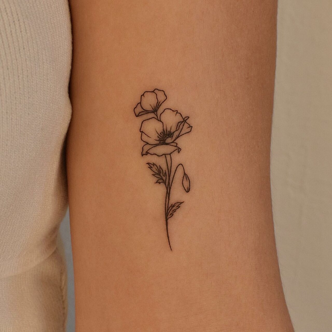 33 Lovely Poppy Tattoo Ideas for Men & Women in 2024