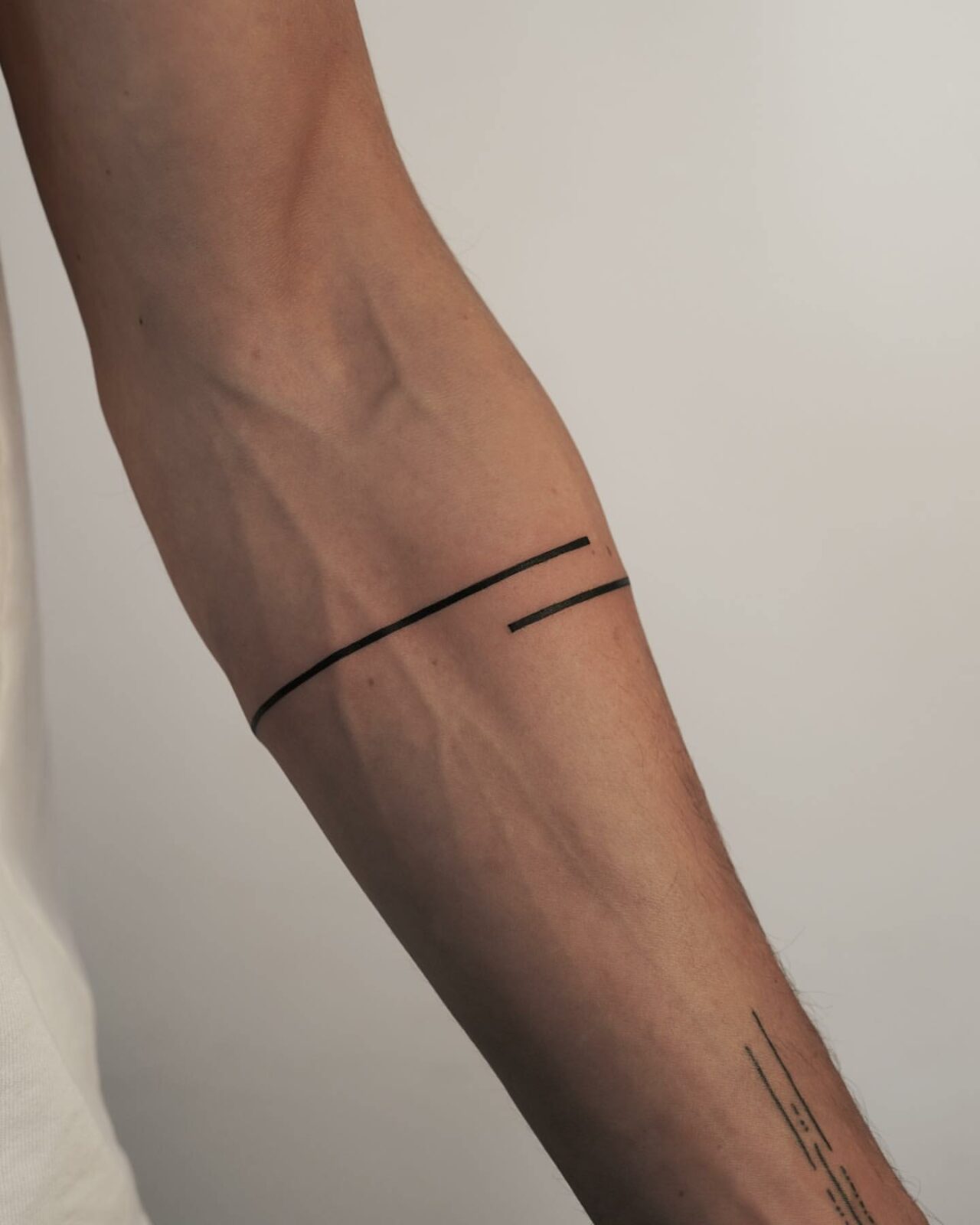 Fine Line Armband Tattoo at Calvin Hartnett blog