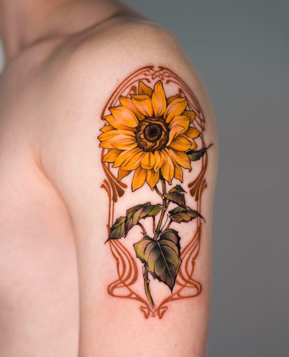 30 Stunning Shoulder Tattoo Ideas in 2024