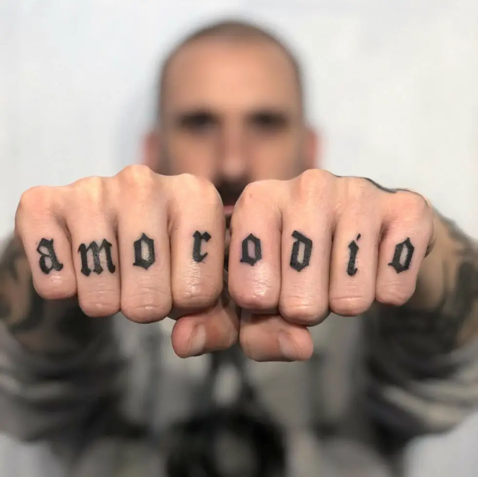 32 Amazing Knuckle Tattoo Ideas for Men & Women in 2024