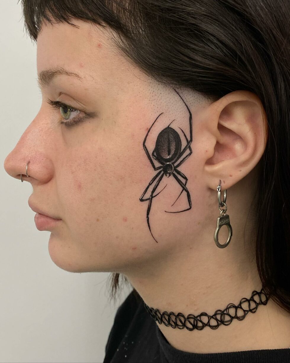 33 Stunning & Creative Face Tattoos for Women in 2024