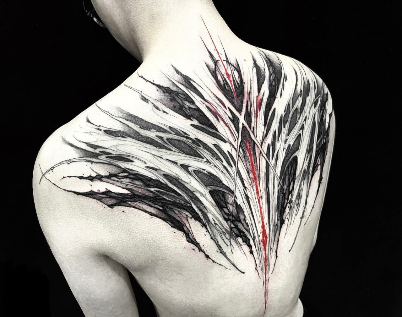 36 Incredible Back Tattoos for Men in 2024