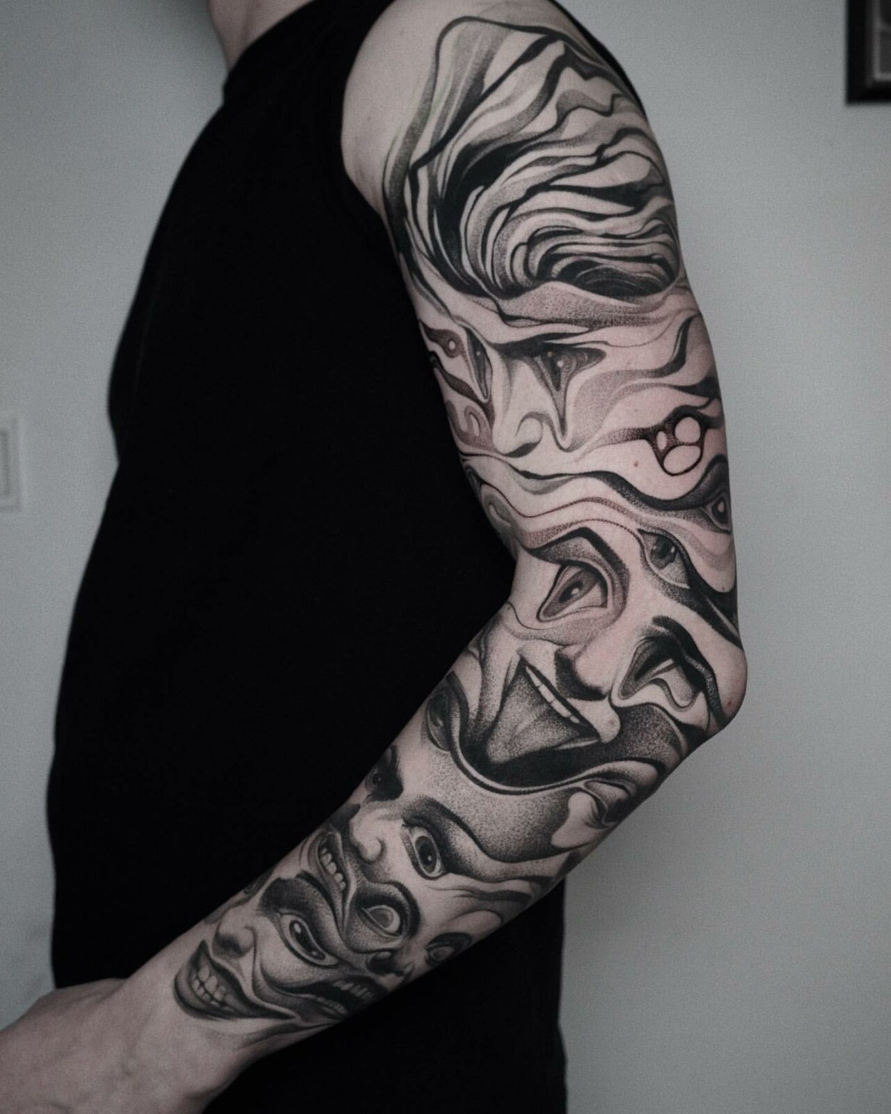 33 Striking Sleeve Tattoos for Men in 2024