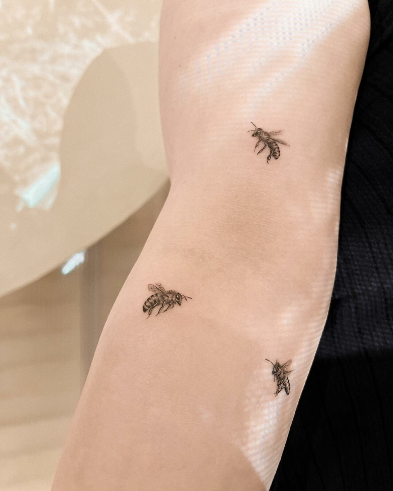 32 Simply Small Tattoos for Women in 2024