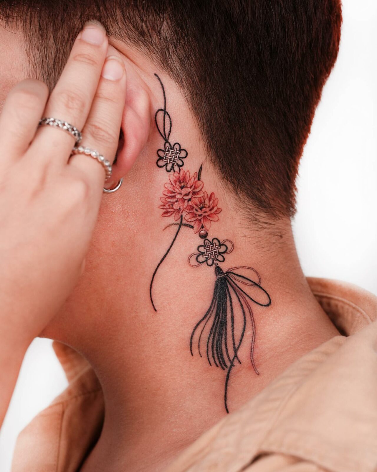 32 Phenomenal Behind the Ear Tattoos for Men in 2024