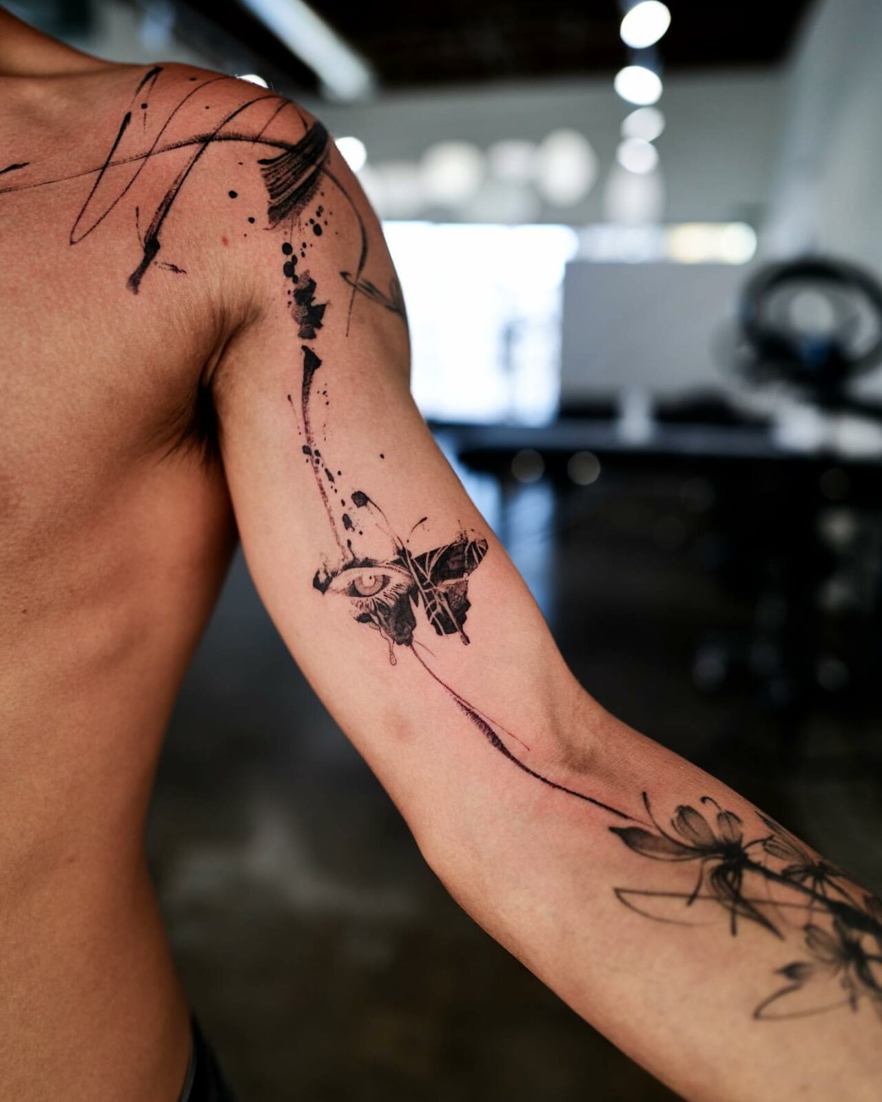 32 Fresh and Unique Arm Tattoos for Men in 2024