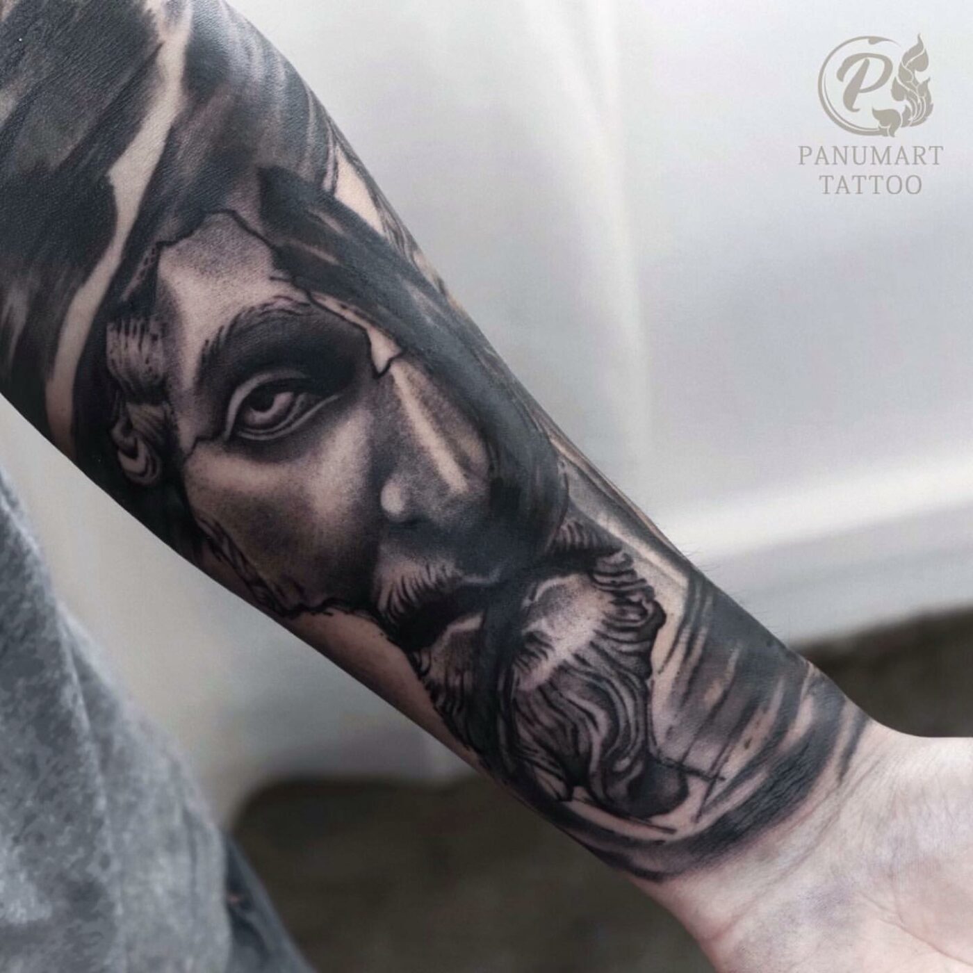 33 Exquisite Greek Statue Tattoos in 2024