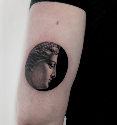 33 Exquisite Greek Statue Tattoos in 2024