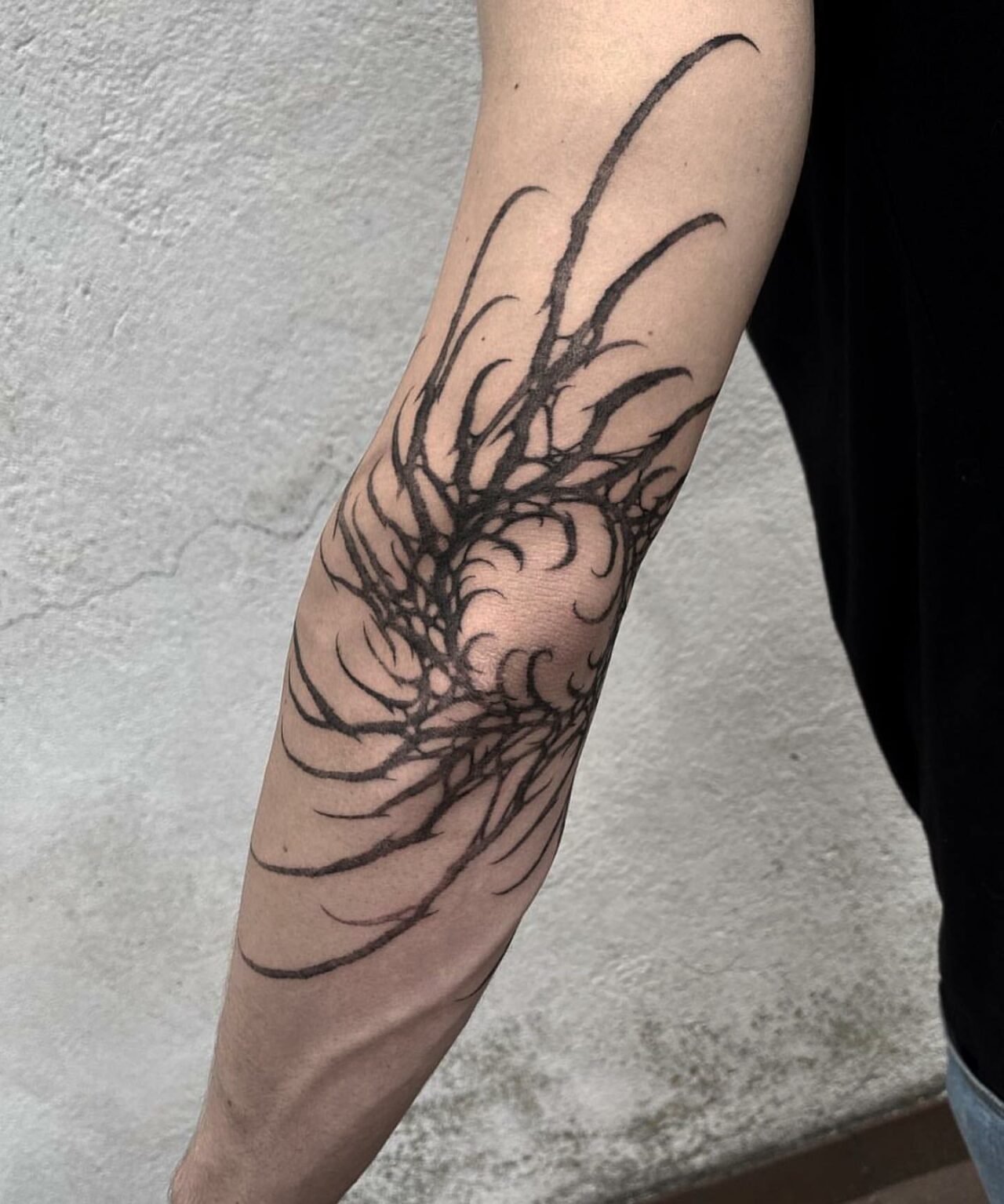 33 Exciting Elbow Tattoos for Men in 2023